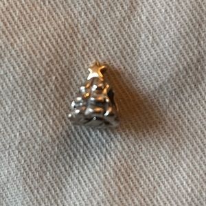 Pandora | Jewelry | Pandora Sterling Silver 4k Gold Christmas Tree ...